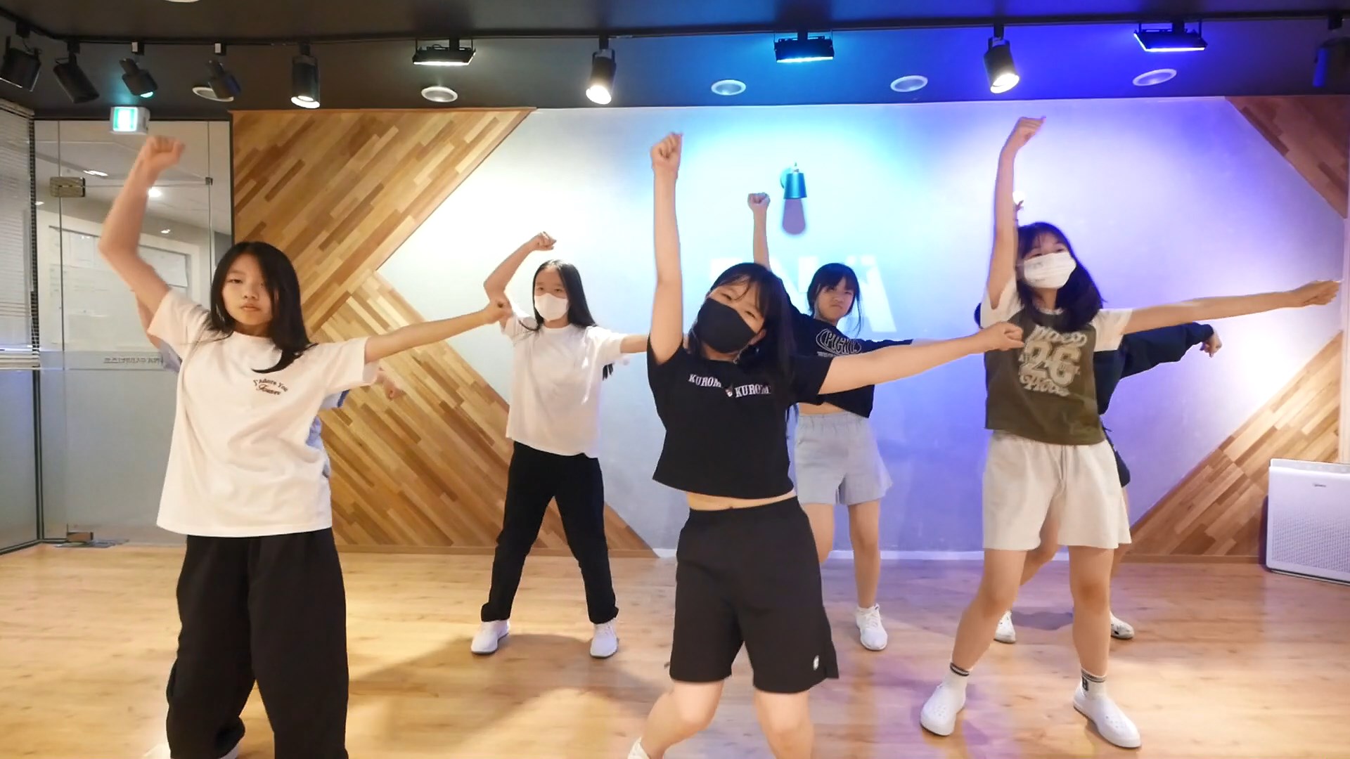 [수지점] 월수19:50_이브.프시케 그리고 푸른 수염의 아내_르세라핌